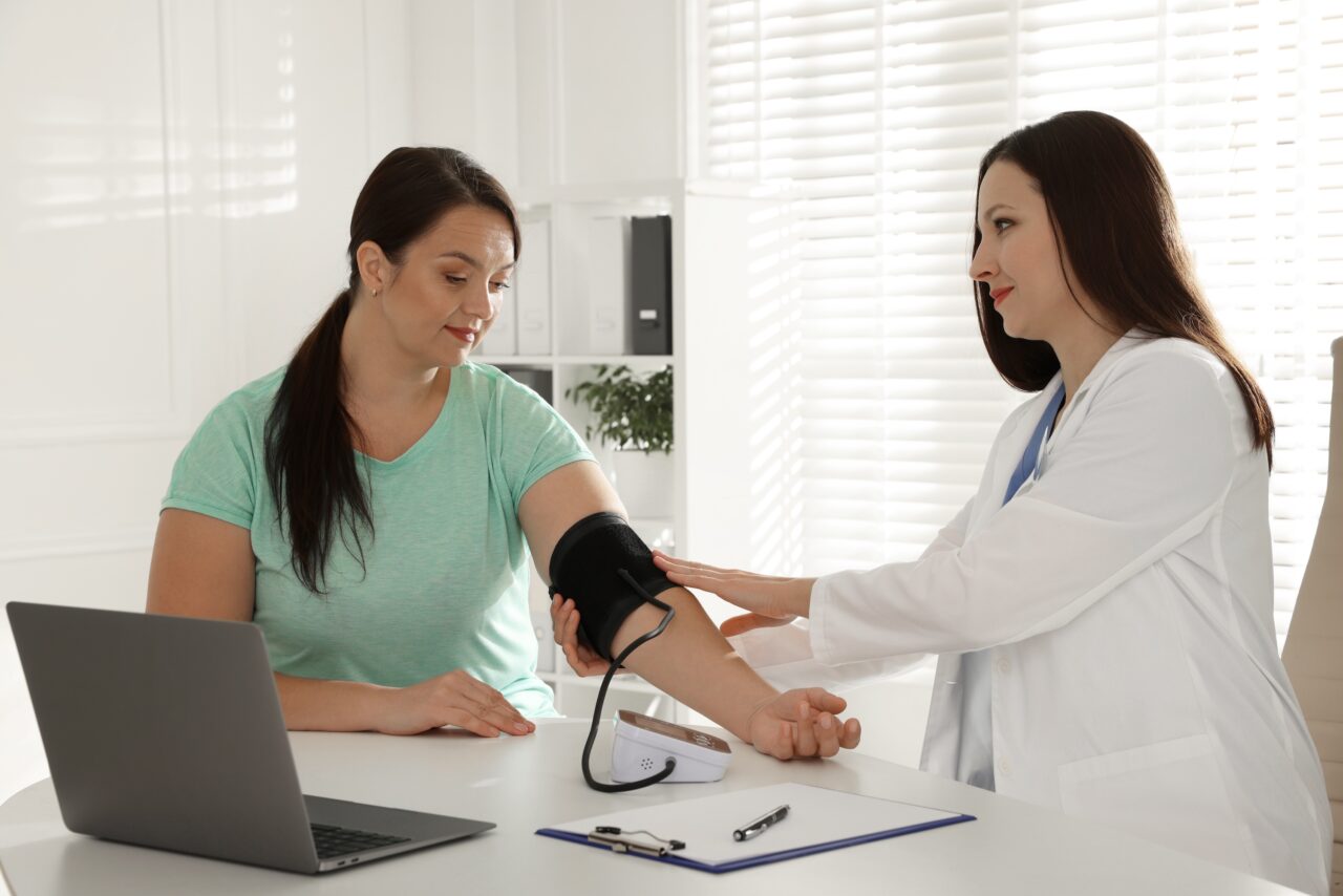Phentermine Side Effects: Symptoms & Management Tips